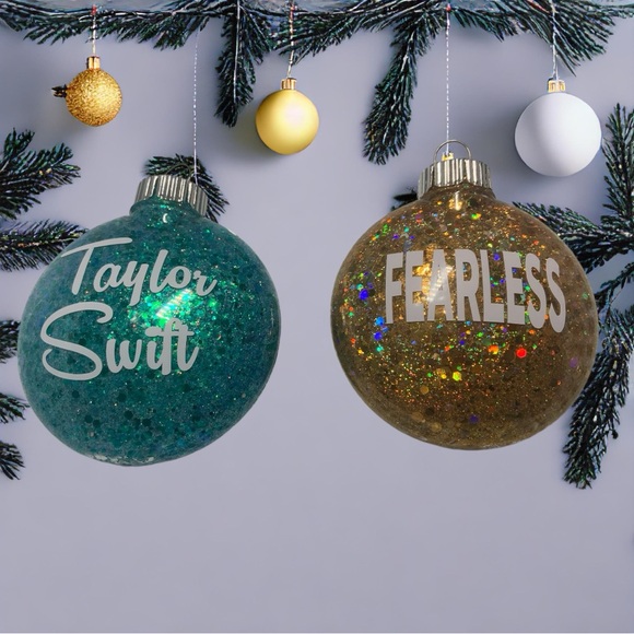 Taylor Swift | Holiday | Taylor Swift Set Of 3 Handcrafted Christmas ...